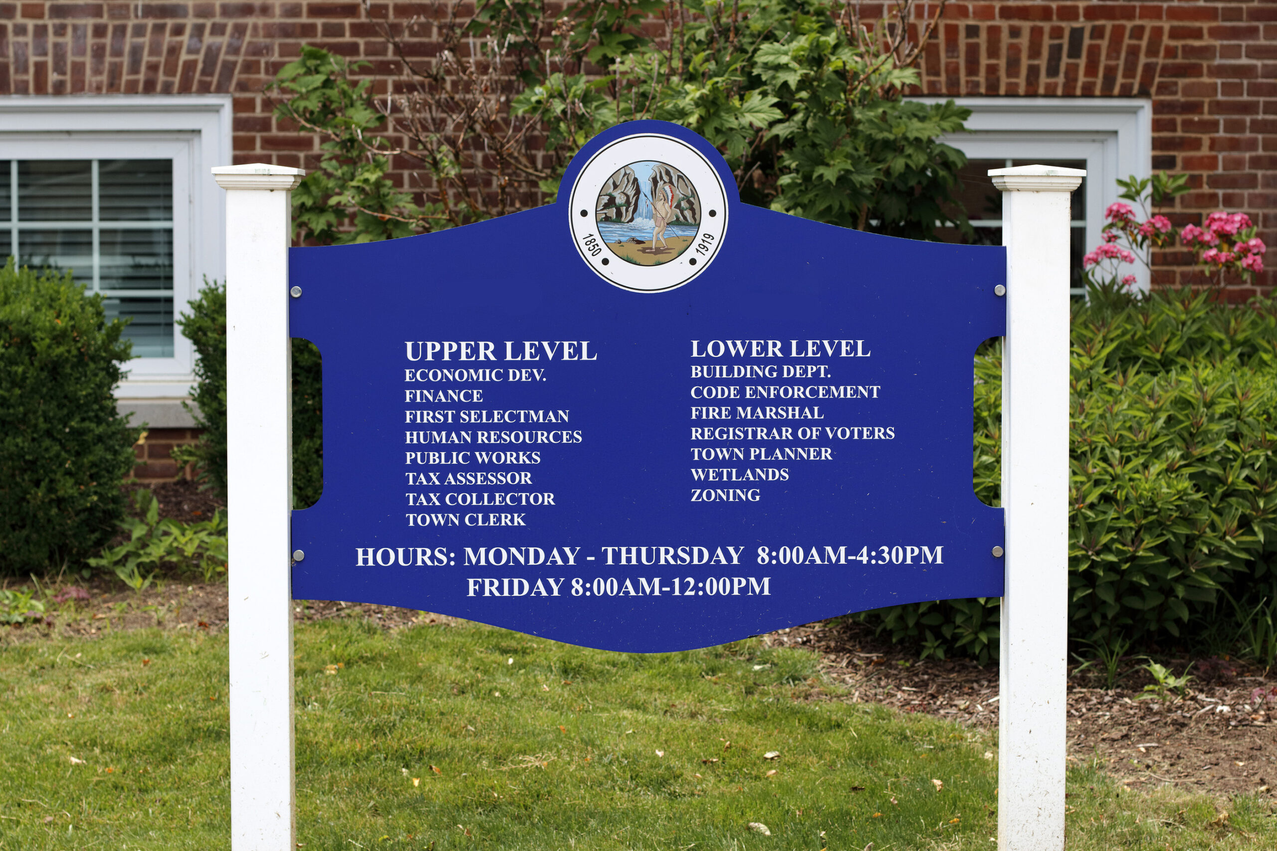 Informational Signs Nassau County, NY | Information Road Sign Design ...